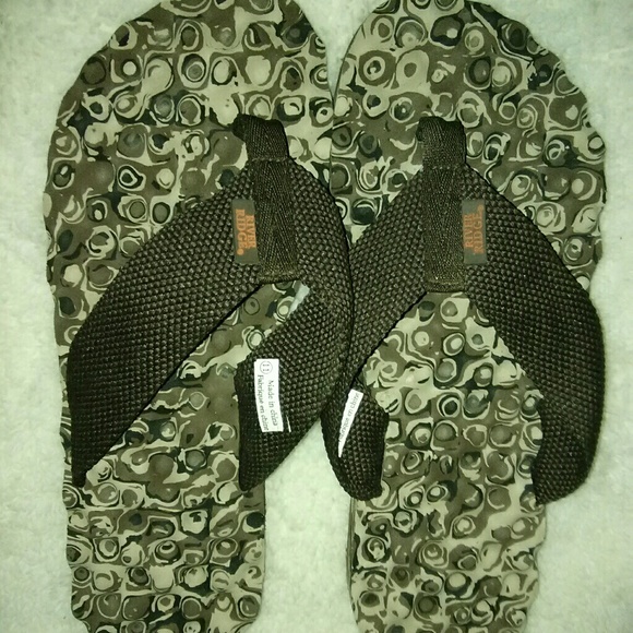 river ridge | Shoes | Flip Flops | Poshmark